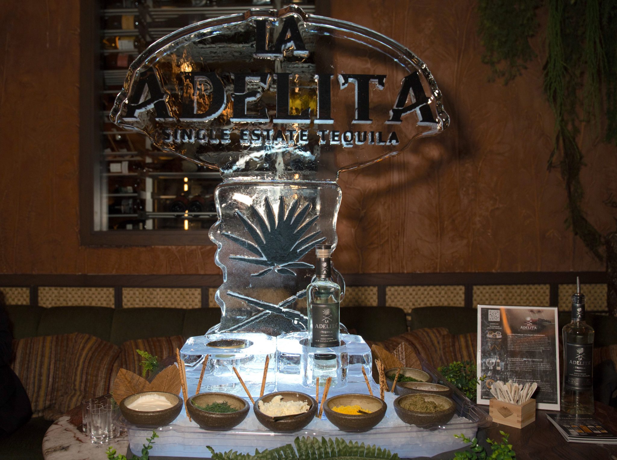 CAVIAR CON TEQUILA E ENVIDADOS VIP EN UN EXCLUSIVO MEMBERS CLUB DE ...