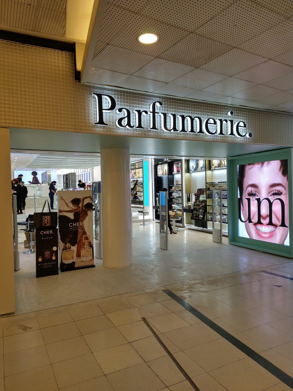 Parfumerie store