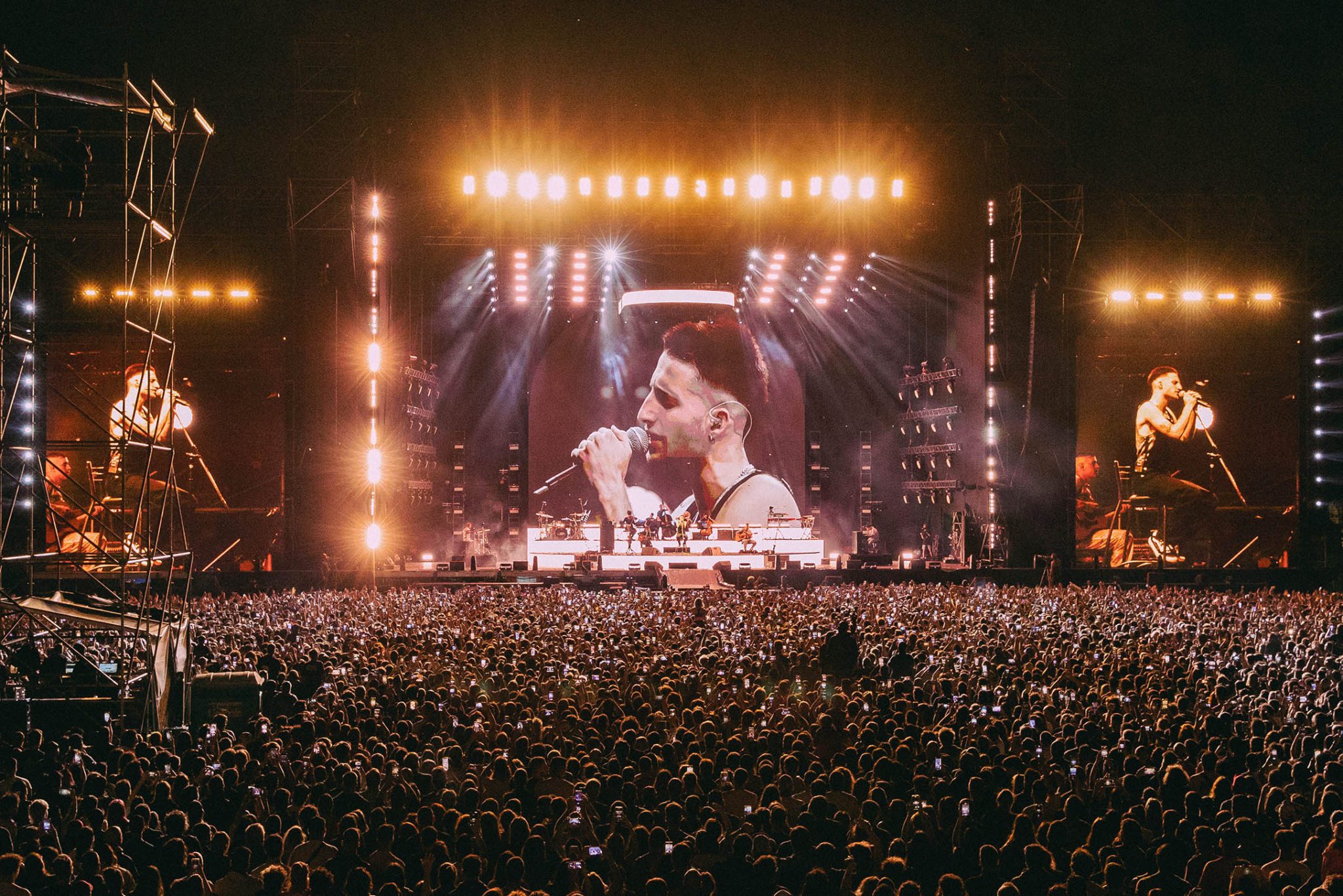 WOS LANZA UN REGISTRO INÉDITO DE SUS SHOWS EN EL ESTADIO DIEGO ARMANDO ...