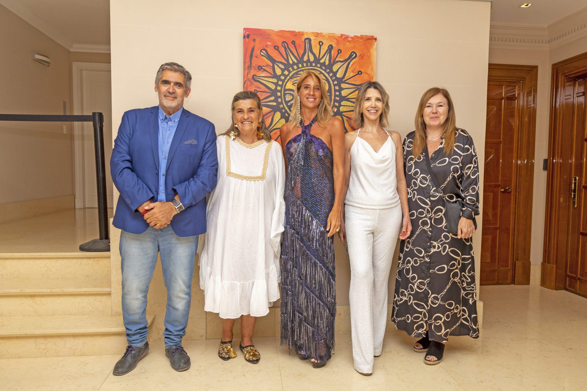 IVANA PICALLO, LA DISEÑADORA ARGENTINA, PRESENTÓ SU VINO Y SU COLECCIÓN ...