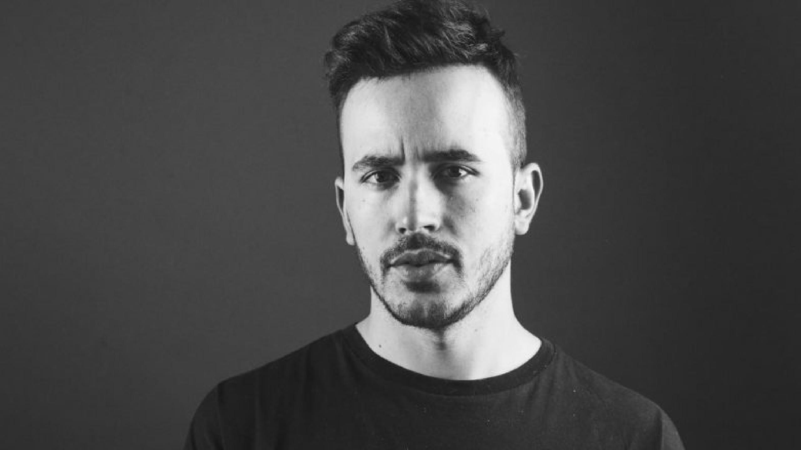 «WHAT LUV», LO NUEVO DE CUARTERO! - LAS ROSAS