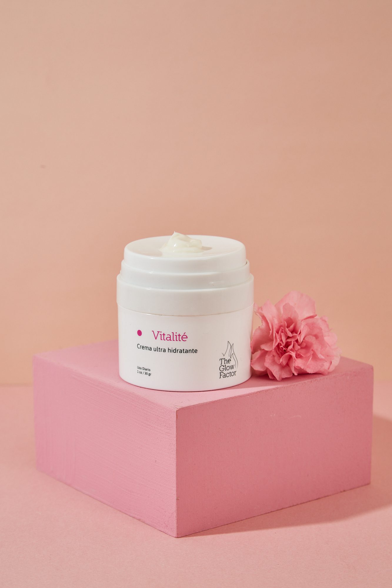 THE GLOW FACTOR PRESENTA VITALITÉ, LA NUEVA CREMA ULTRAHIDRATANTE CON ...